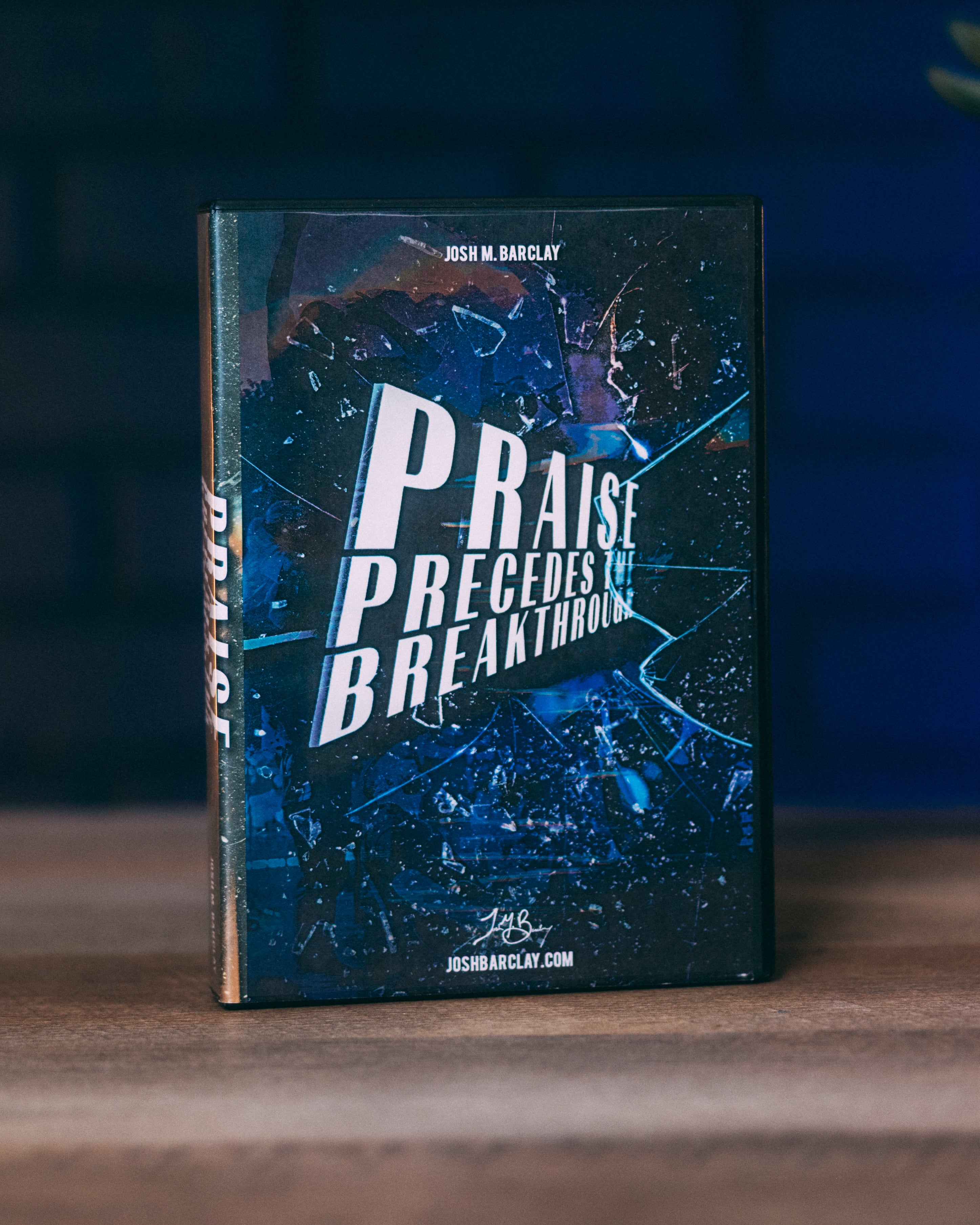 Praise Precedes the Breakthrough – Mark Barclay Ministries